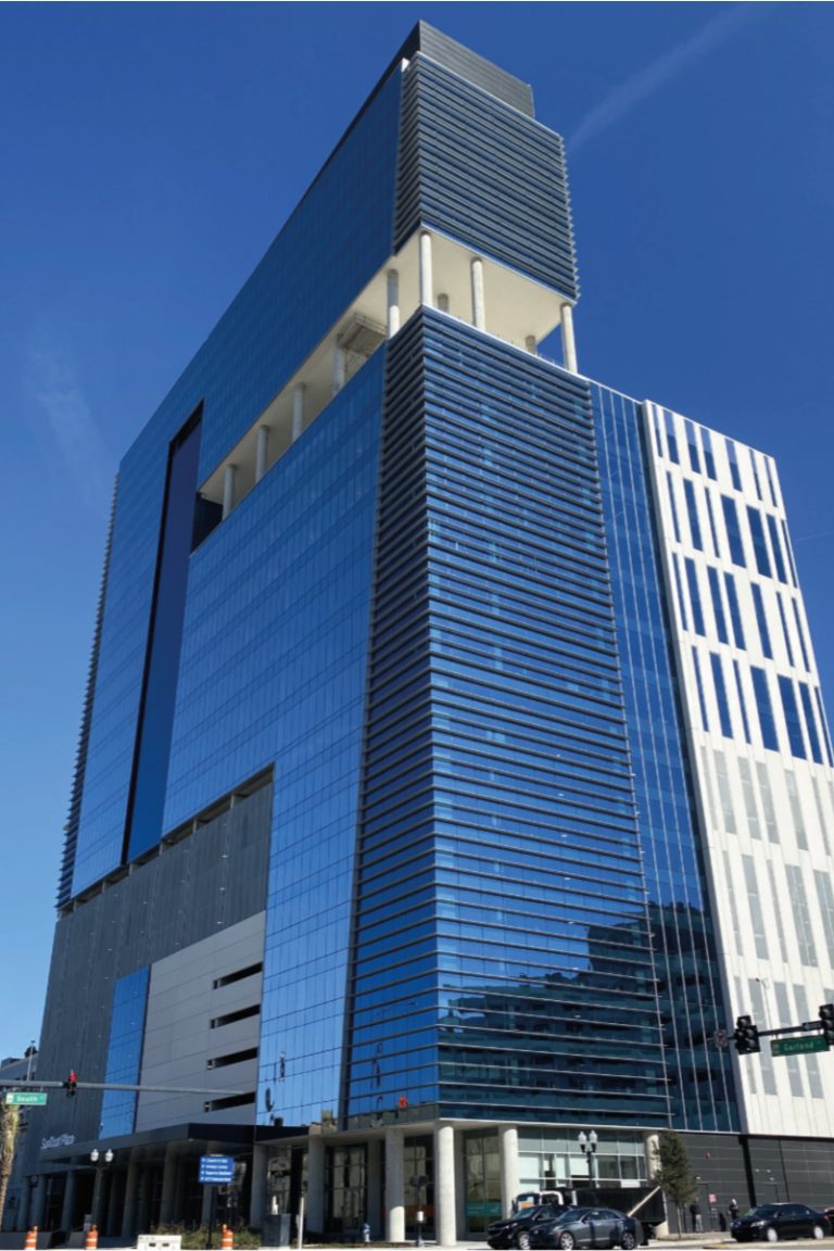 Tecnoglass - SunTrust Plaza at Church Street Station