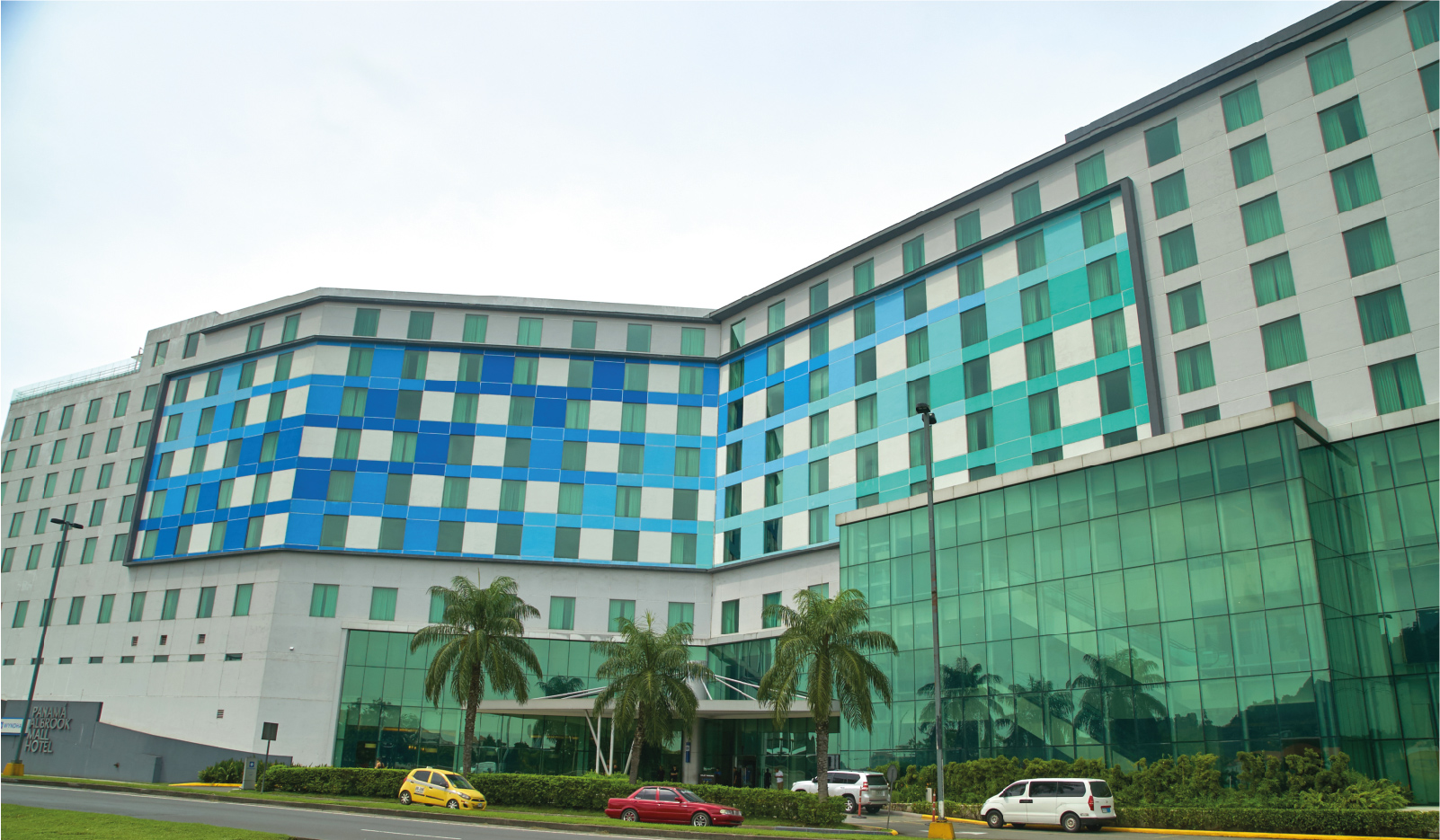 Tecnoglass - Tryp Hotel Panamá Albrook Mall